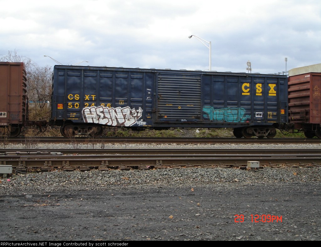 CSX 502466 Boxcar WB